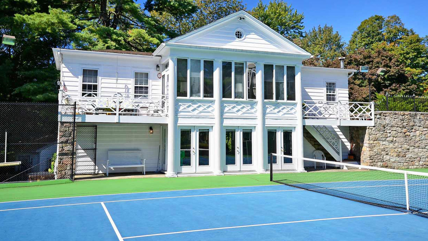 Sunset Hall - Platinum Luxury Auctions