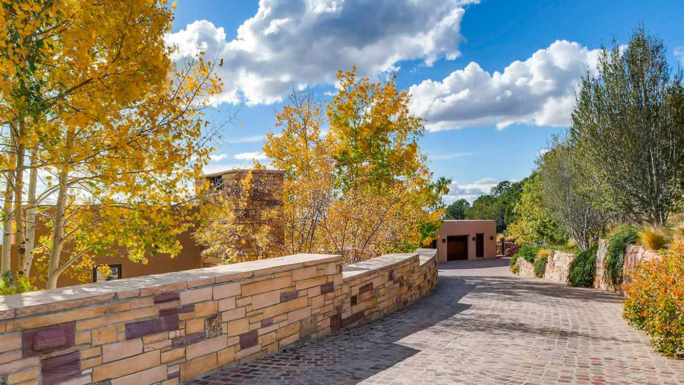 Sunset Trail Estate - Platinum Luxury Auctions