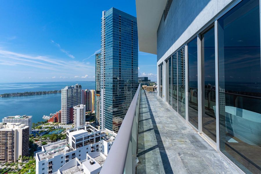 Brickell Penthouse - Platinum Luxury Auctions